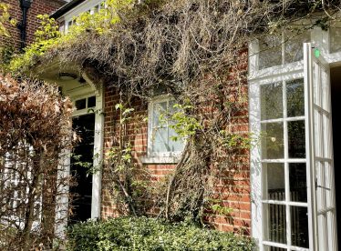 SHELDON HOUSE - Film, TV, Photoshoot - LC Locations